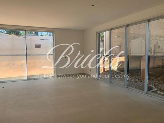 CASA À VENDA EM CONDOMINIO FECHADO 4 SUITES ALTO DA BOA VISTA