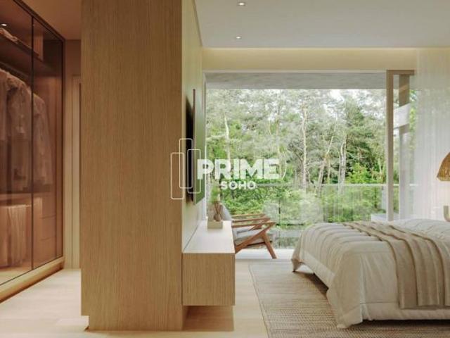 Casa à Venda em Condomínio Fechado