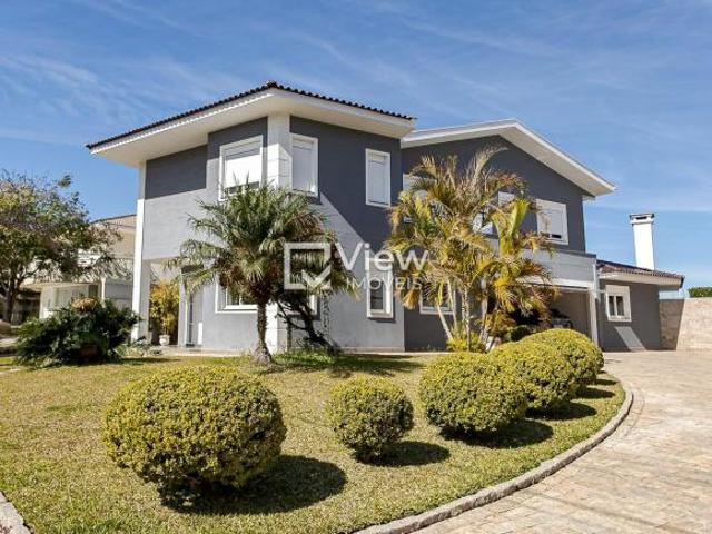 Casa à Venda em Condomínio Fechado – 863m² de Terr