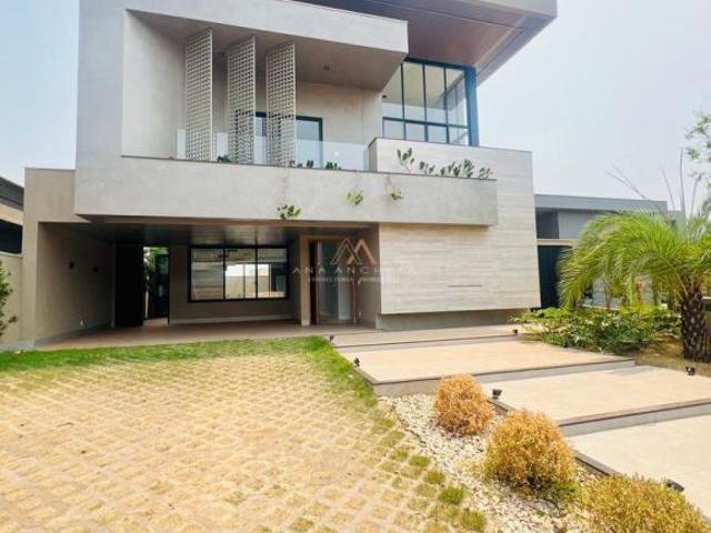 Casa á venda em condomínio Gaivota II com 4 suítes