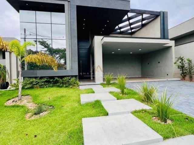 Casa á venda em condomínio Gaivota II com 3 suítes