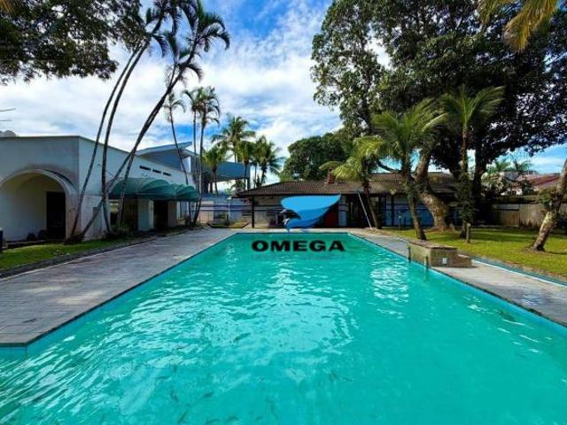 Casa à venda em Condomínio Jardim Acapulco | Omega Imóveis