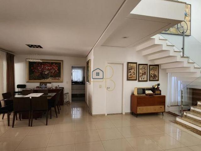 #Casa a venda em Condomínio Londrina. Condomínio Bela Manhã com 405m². #Oportuni