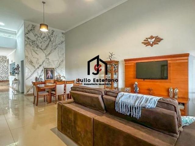 Casa à venda em Condomínio Morada do Visconde