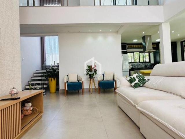 Casa à venda em Condomínio Morada do Visconde