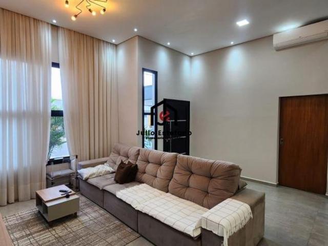 Casa à venda em Condomínio Morada do Visconde