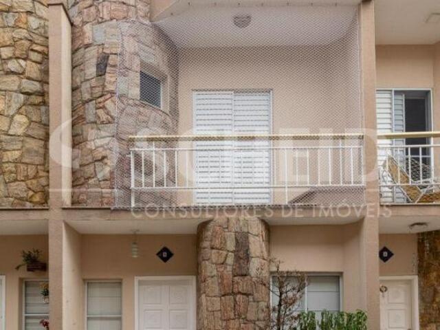 Casa á Venda em Condomínio na Vila Formosa com 195m², 3 quartos sendo 3 suítes, 2 vagas