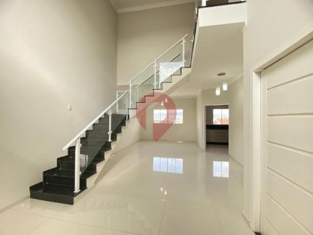 Casa à venda em condominio na região do centro de Valinhos