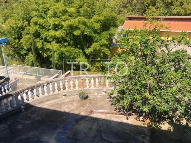 Casa à venda em condomínio no Gramado Campinas