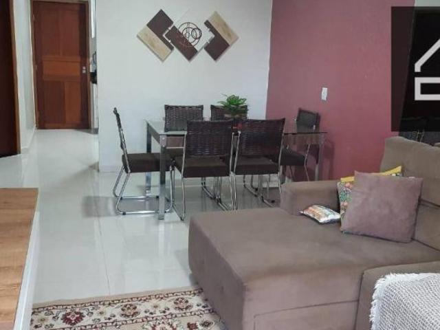 Casa à venda em condomínio no Maria Luiza