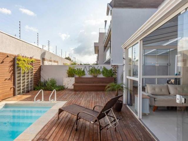 Casa à venda em condomínio no Santa Quitéria ARYA