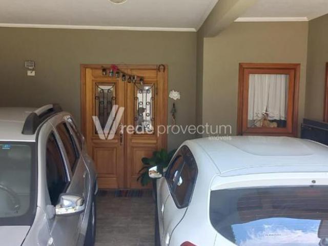 Casa a Venda em Condominio Parque da Hípica Campinas/SP