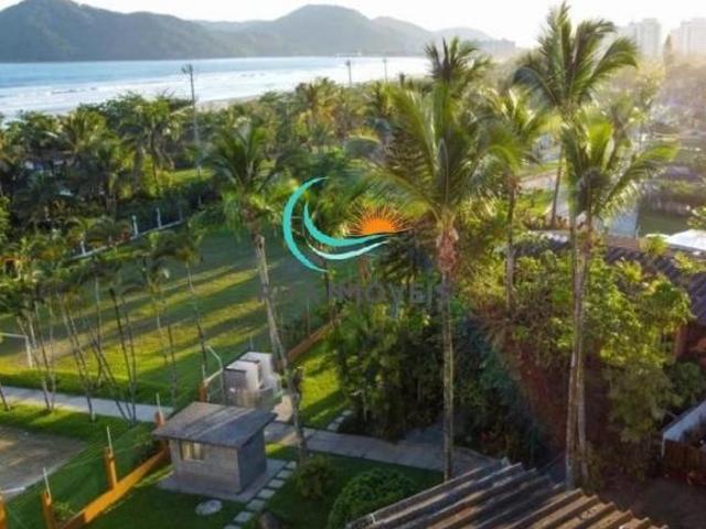Casa à venda em Condomínio pé na areia no Maitinga em #Bertioga!