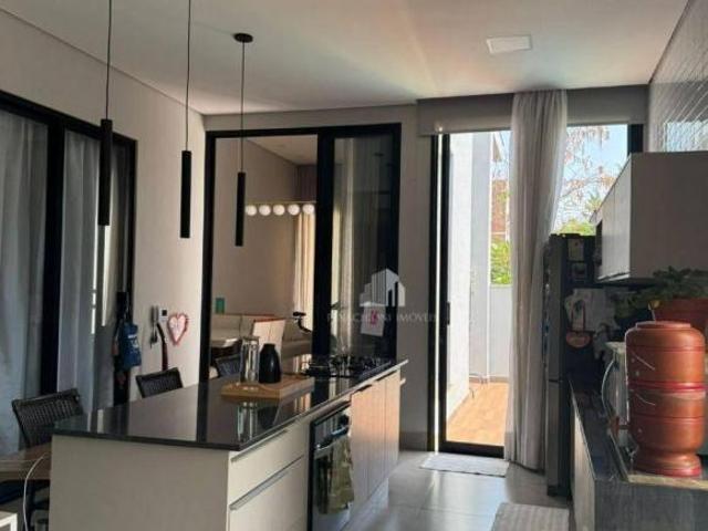 Casa à venda em Condomínio Portal da Colina com Piscina Aquecida e Energia Solar em Americana SP