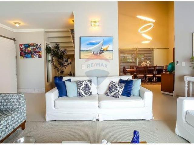 Casa a venda em Condominio Praia Pernambuco Guaruja