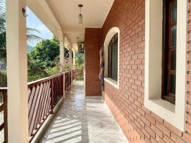 Casa à venda, em condomínio | QVista Inteligência Imobiliária Guarujá