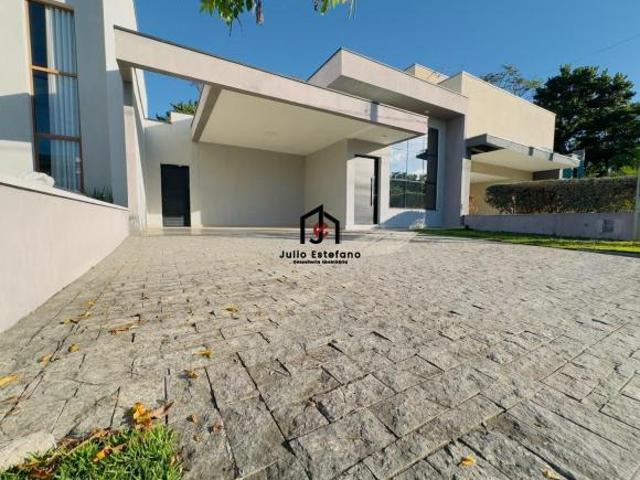 Casa à venda em Condomínio Residencial e Comercial Moema Ville