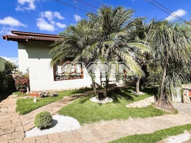 casa à venda em Condomínio Residencial Oruam