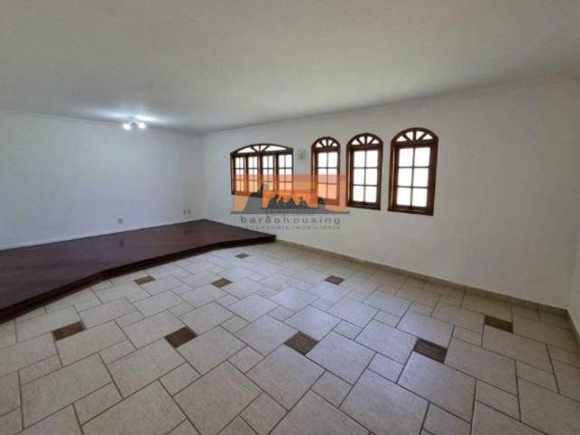 Casa à venda em Condômino fechado 3 Quartos, 1 Suite, 4 Vagas, 400M², Cidade Universitária II, Campi
