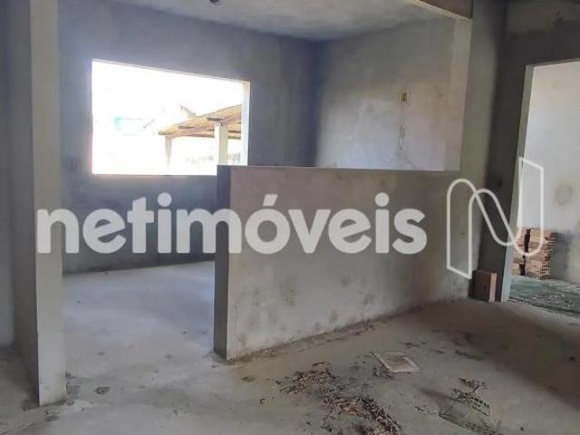 Casa à Venda em Construção no Bairro Frimisa – Amplitude, Estrutura e Localização Privilegiada