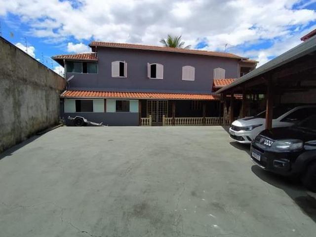 Casa à venda em Contagem