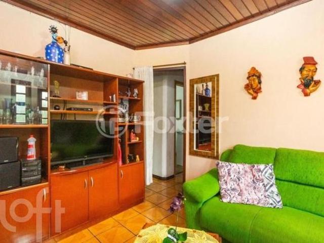 Casa à venda em Cavalhada com 100 m², 2 quartos