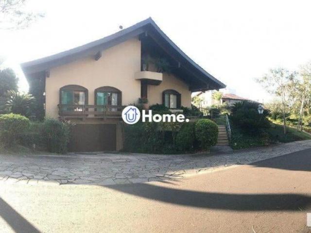 Casa à venda em Cavalhada
