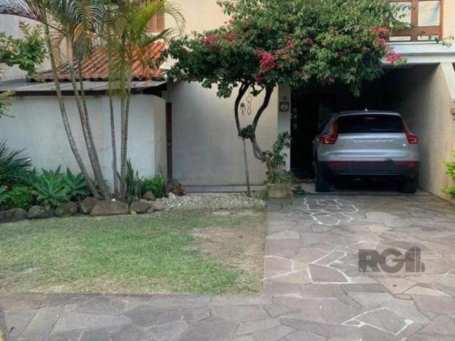 Casa à venda em Cavalhada