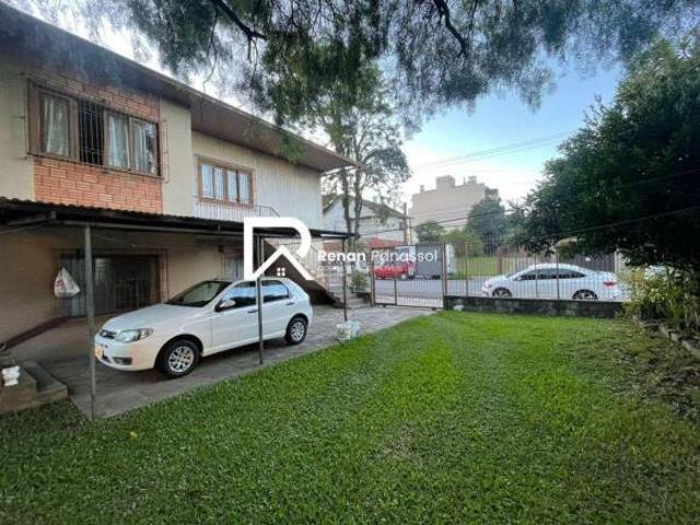 Casa à venda em Caxias do Sul, Santa Lúcia, com 3 quartos, 800m²