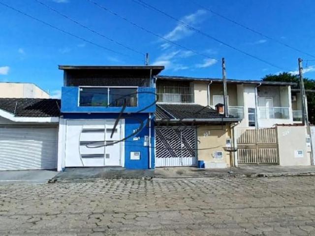 casa à venda em Caçapava SP, no bairro Village das Flores! 1 dormitório, 1 suíte, 1 sala, 1 banheiro