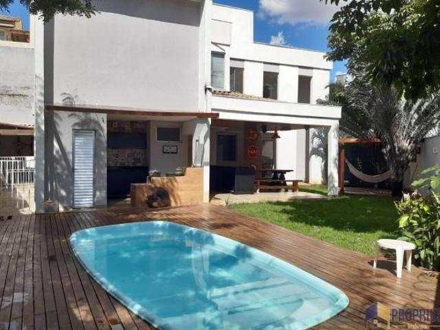 Casa à venda em Cabral