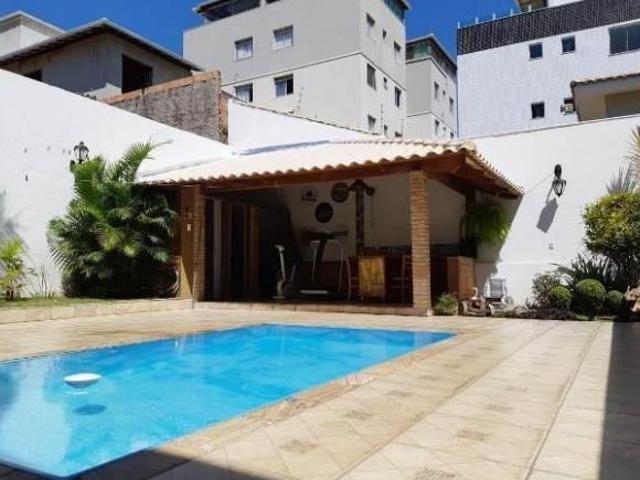 Casa à venda em Cabral