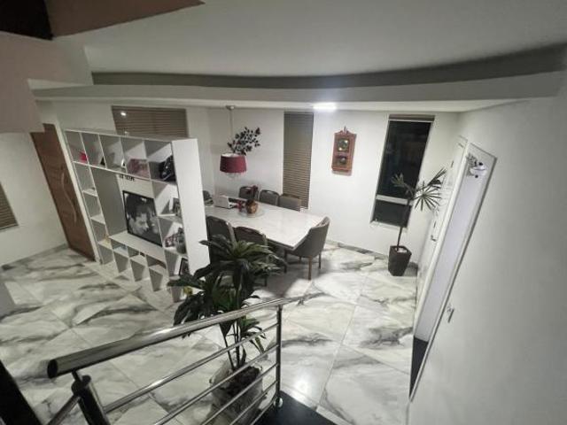 Casa à venda em Cabral