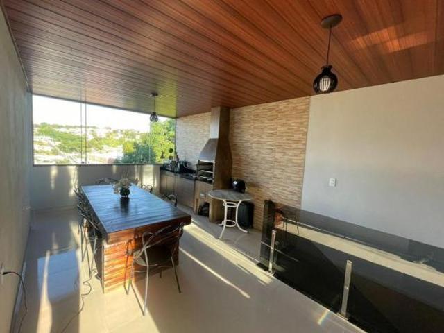 Casa á venda em Cachoeira em lote de 450 m² com 4 quartos