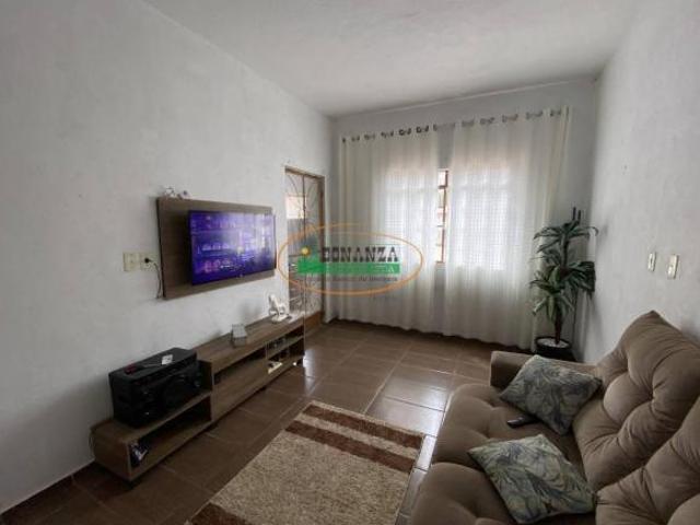 Casa à venda em Caiçaras