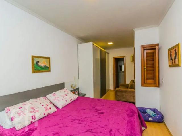 Casa à venda em Camaquã com 157 m², 3 quartos, 1 suíte, 2 vagas