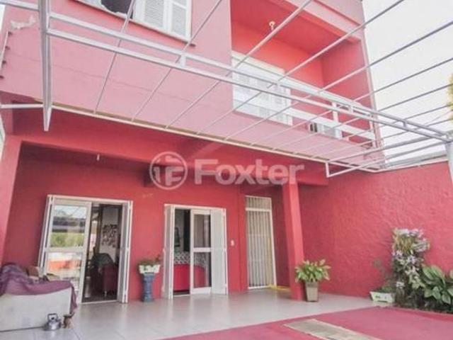 Casa à venda em Camaquã com 200 m², 3 quartos, 1 suíte, 2 vagas
