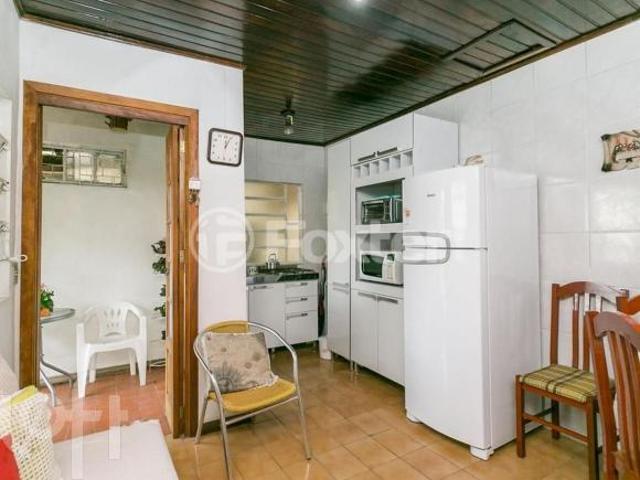 Casa à venda em Camaquã com 338 m², 3 quartos