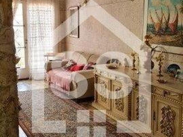 Casa à venda em Cambuci