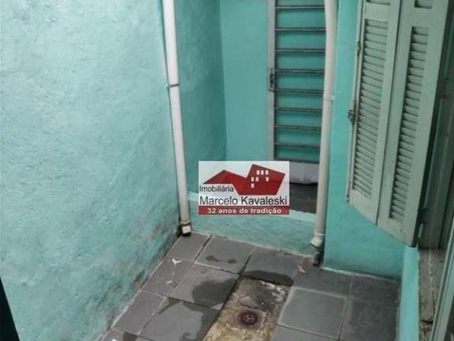 Casa à venda em Cambuci