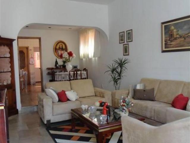 casa à venda em Cambui