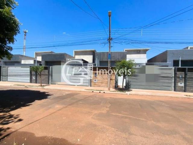 Casa à venda em Campo Grande MS, Santo Antônio: 3 quartos, 1 suíte, 1 sala, 1 banheiro, 2 vagas, 78