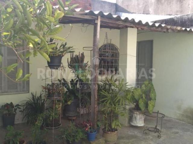 Casa à Venda em Campo Grande Terreno 327 m²