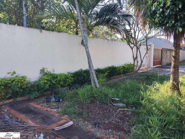 Casa à Venda em Campo Grande, Vila Bandeirante, com 4 quartos, 218,85m² de área útil e 900m² de terr