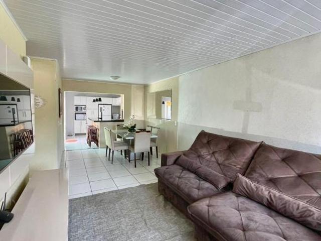 Casa à venda em Campo Largo/PR