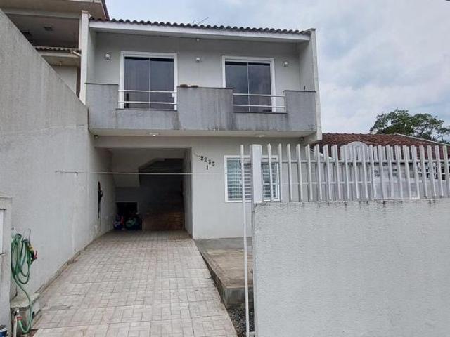 Casa à venda em Campo Largo/PR