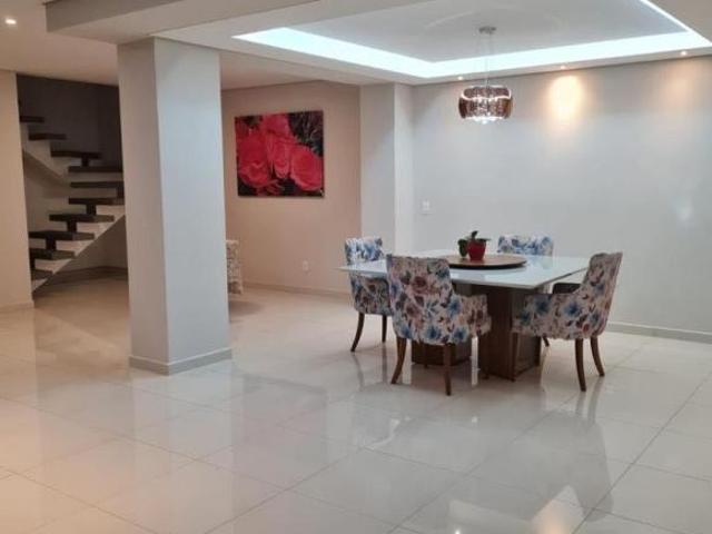 Casa á venda em Campo Limpo Paulista