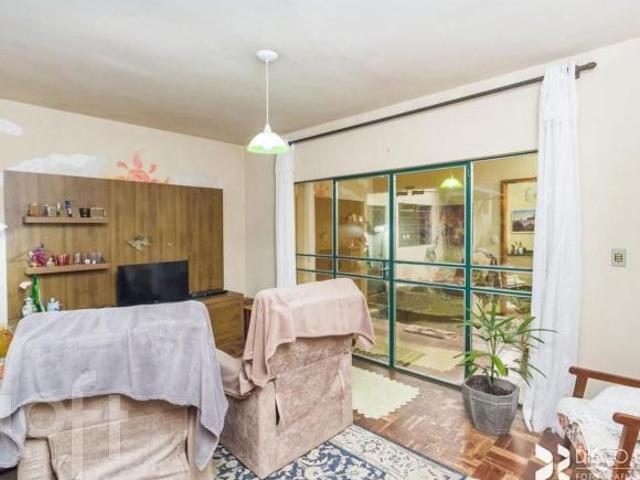 Casa à venda em Campo Novo com 100 m², 2 quartos, 5 vagas
