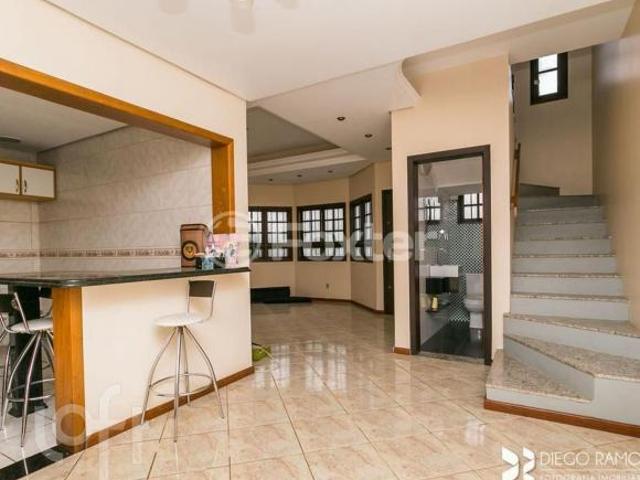 Casa à venda em Campo Novo com 150 m², 3 quartos, 1 suíte, 3 vagas