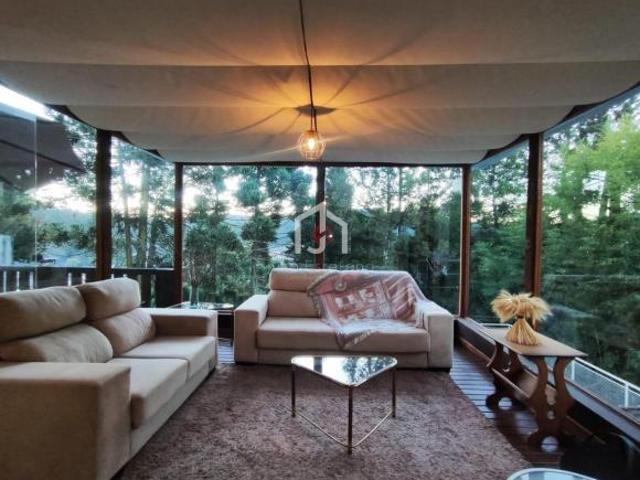 Casa à venda em Campos do Jordão